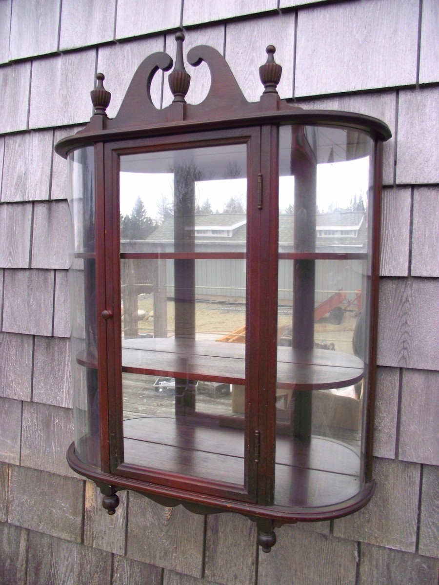 Wall Mounted Curio Display