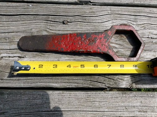 MOON AUTOMOBILE COMPANY HUB CAP WRENCH | eBay