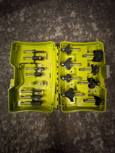 Ryobi A25R151 15 Piece 1/4 Inch Shank Carbide Edge Router Bit Set fo ...