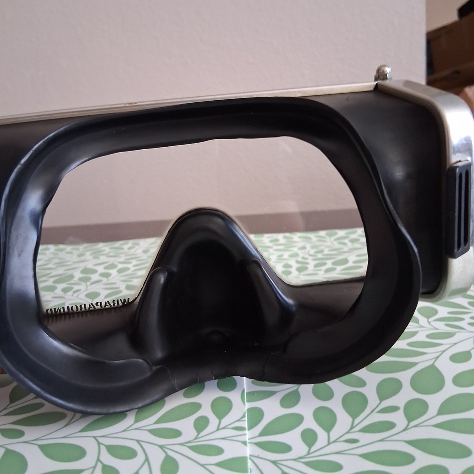 Vintage US Divers Diving Mask Wrap Around Tempered Glass Goggles | eBay