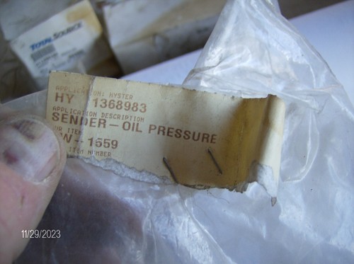 TOTAL SOURCE HY 1368983 OIL PRESSURE SWITCH FITS HYSTER | eBay