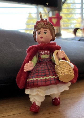 Classic Red Riding Hood`2004`Miniature-A Favorite Fairy Tale,Hallmark ...