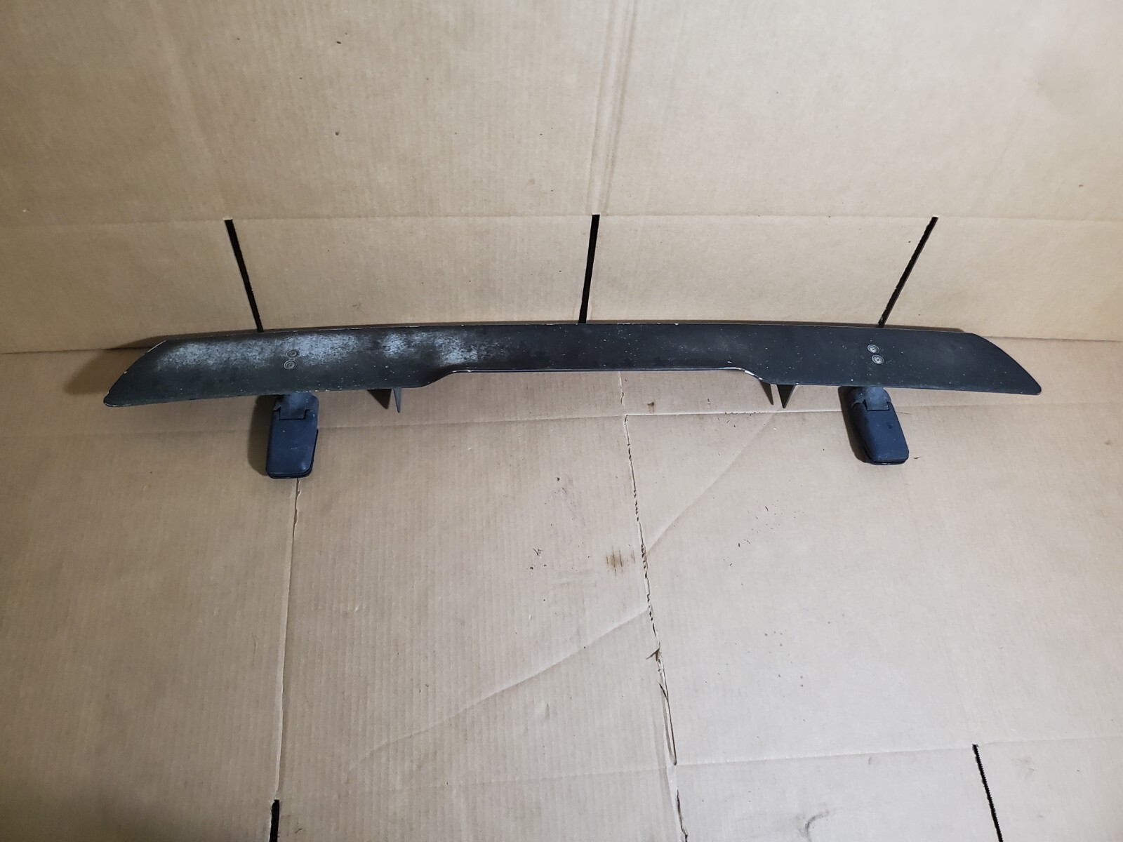 86-95 nissan pathfinder OEM rear wing spoiler. mount has small crack ...