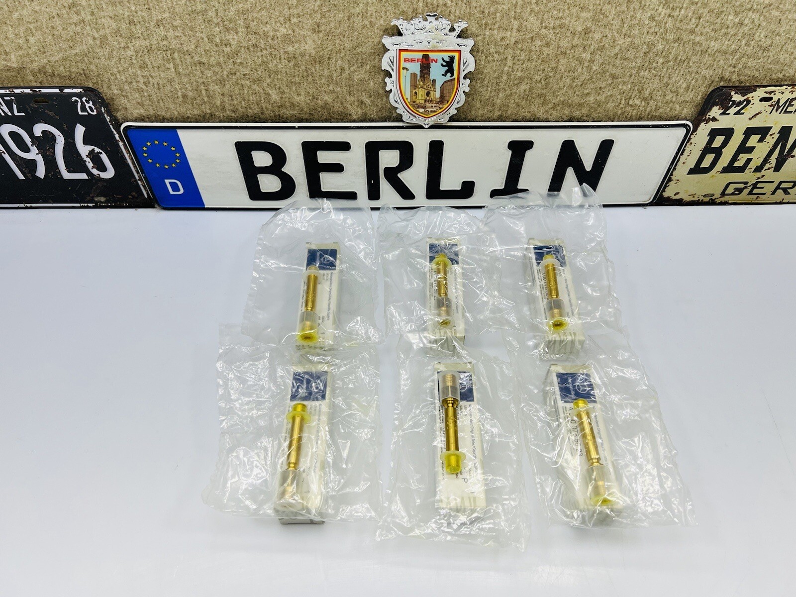 Mercedes Benz Fuel Injector A0000785623 For M102 M103 M110 M117 | eBay