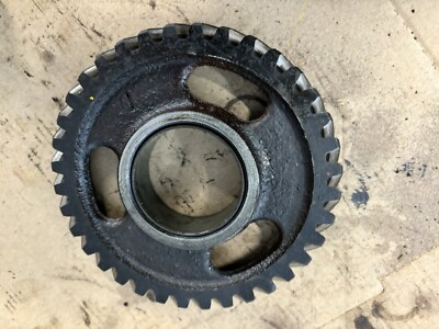 VINTAGE IH FARMALL CUB LOBOY 185 TRACTOR- ENGINE CAM IDLER GEAR | eBay