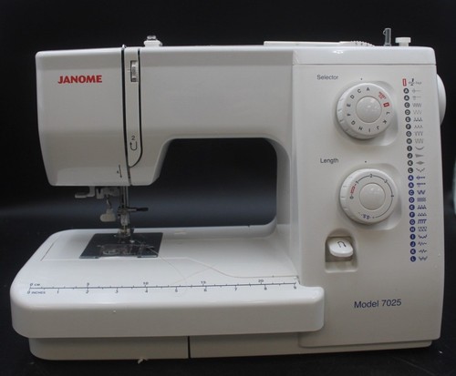JANOME 7025 Electric Foot Pedal Operated Sewing Machine In White - R39 ...