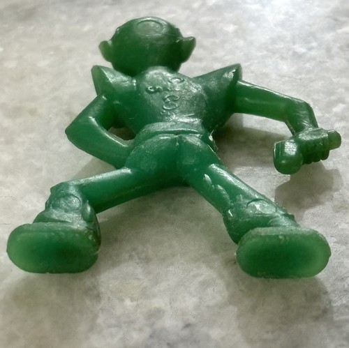 1960s Vintage Gumball Vending Machine Alien Monster Figure Toy Green W ...