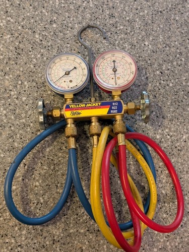 YELLOW JACKET 41195 2-Valve Test Manifold Red & Blue Gauges R-12 R-22 R ...