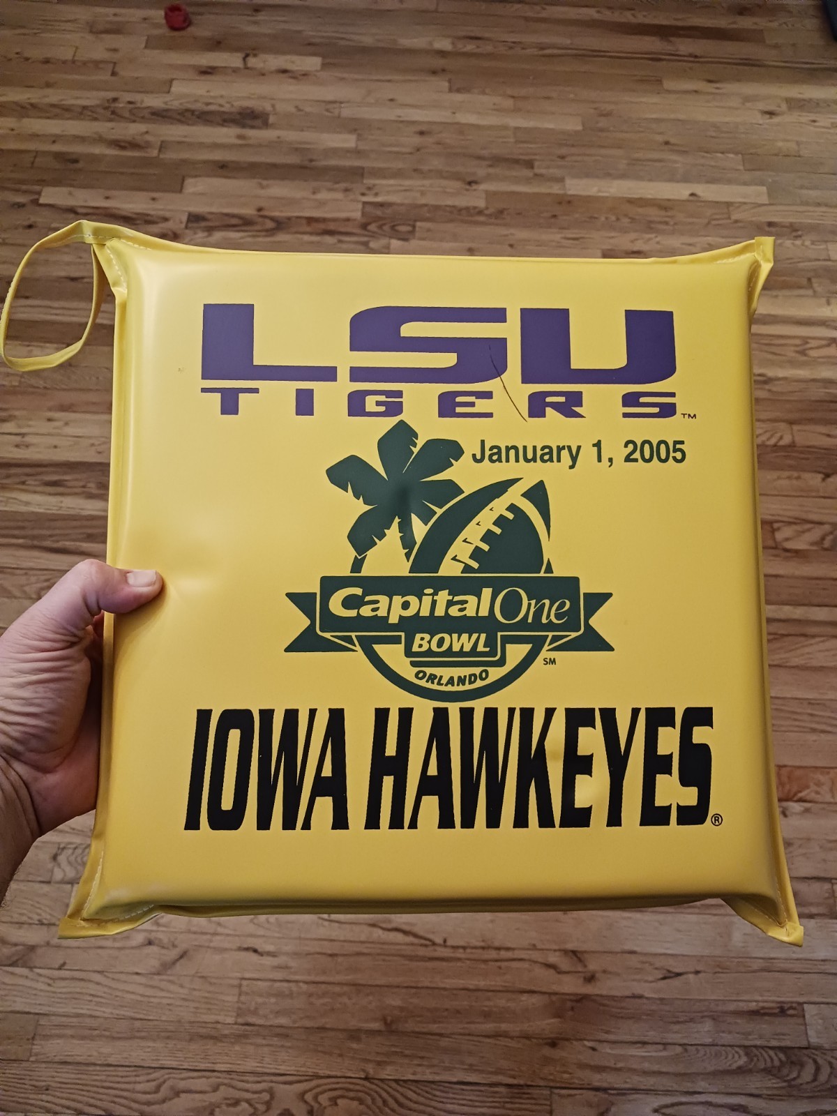 2005 Capitol One Bowl Game Seat Cushion Iowa Hawkeye's vs LSU Tigers | eBay