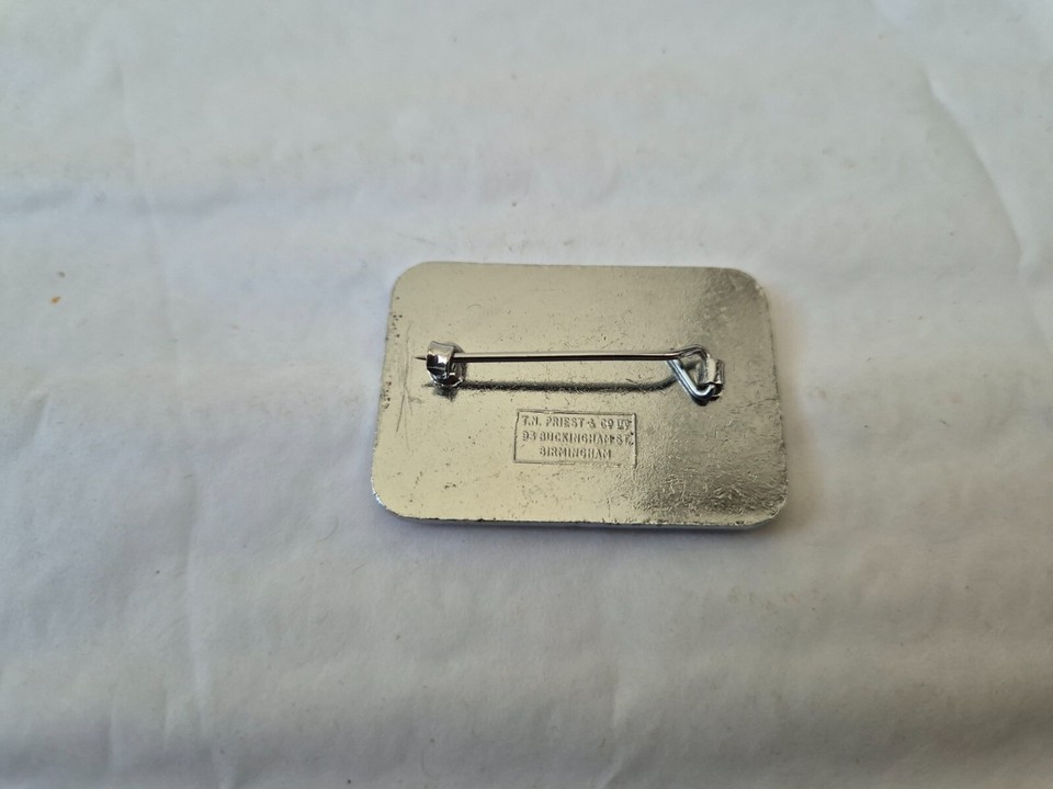 VINTAGE CHAIN MEKKERS RALLY ANVIL MCC RED MOTORCYCLE CLUB BIKE ENAMEL ...