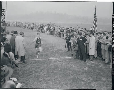 Henry Kennedy Crossing the Finish Line 1955 Photo - Michigander Winning ...