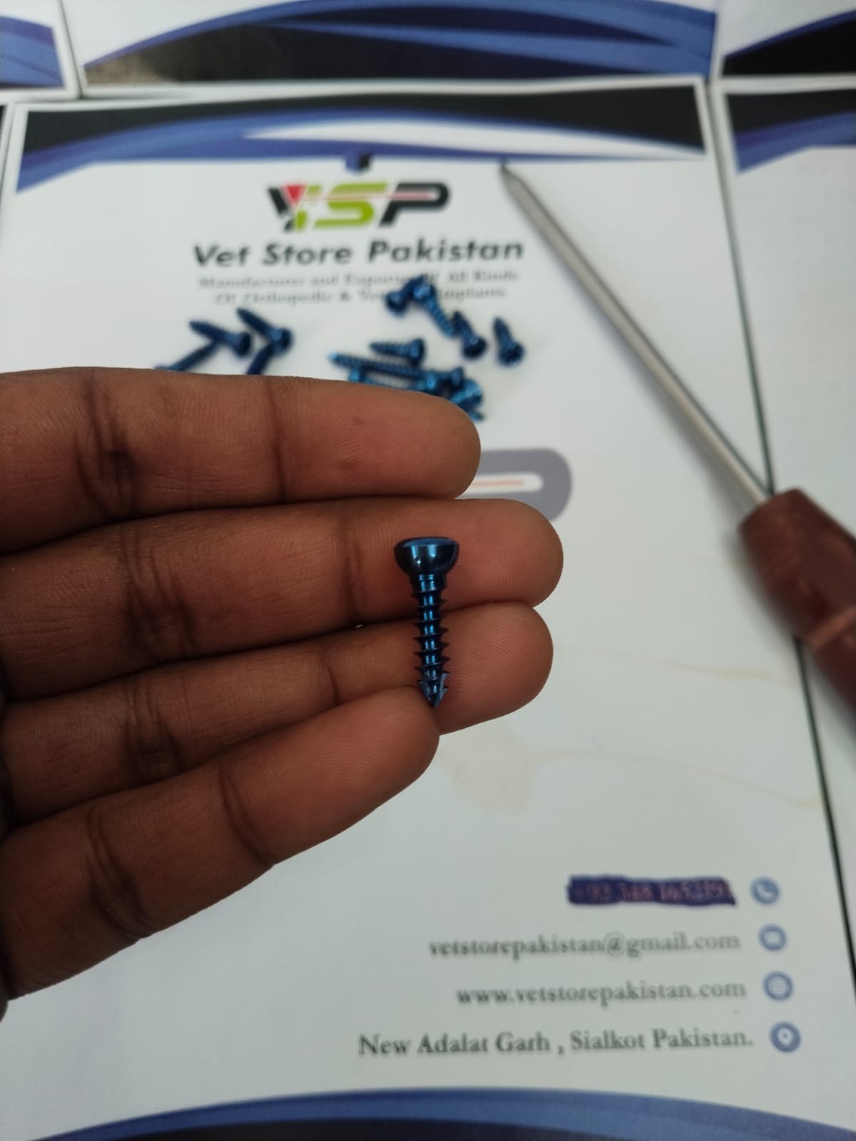 Orthopedic 3.5MM Cortical Screws Titanium 217 Pieces With Screw Driver ...