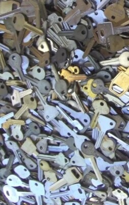 4 pounds KEY BLANKS House, Cars... Some old & vintage | eBay