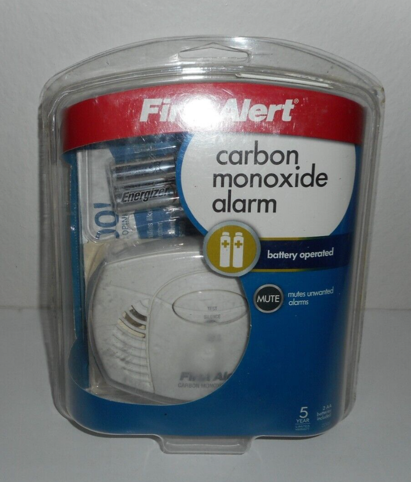 First Alert CO400 Carbon Monoxide Alarm Detector Battery Operated White ...