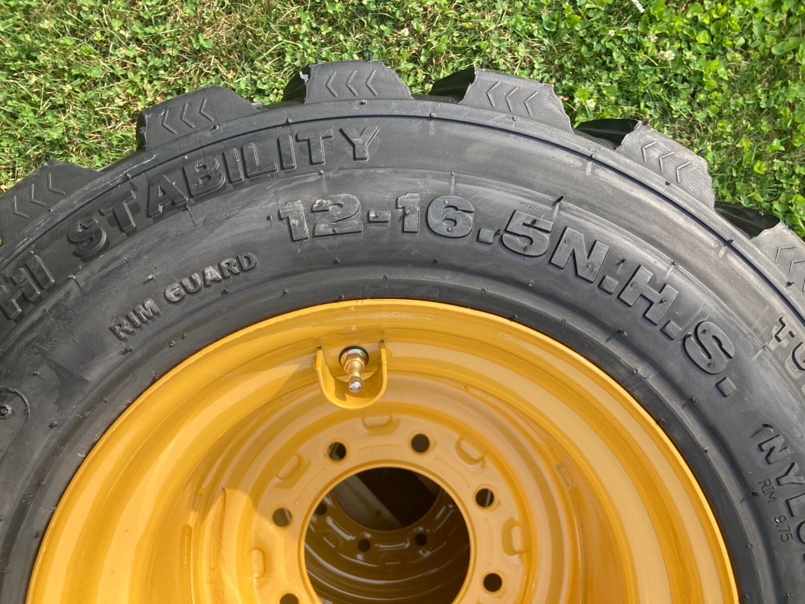 4 NEW 12-16.5 Skid Steer Tires & Rims for Caterpillar - CAT - 12X16.5 ...