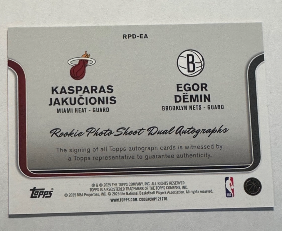 2025-26 Topps Rookie Photo Shoot Dual Autograph Red 1/5 Jakucionis ...