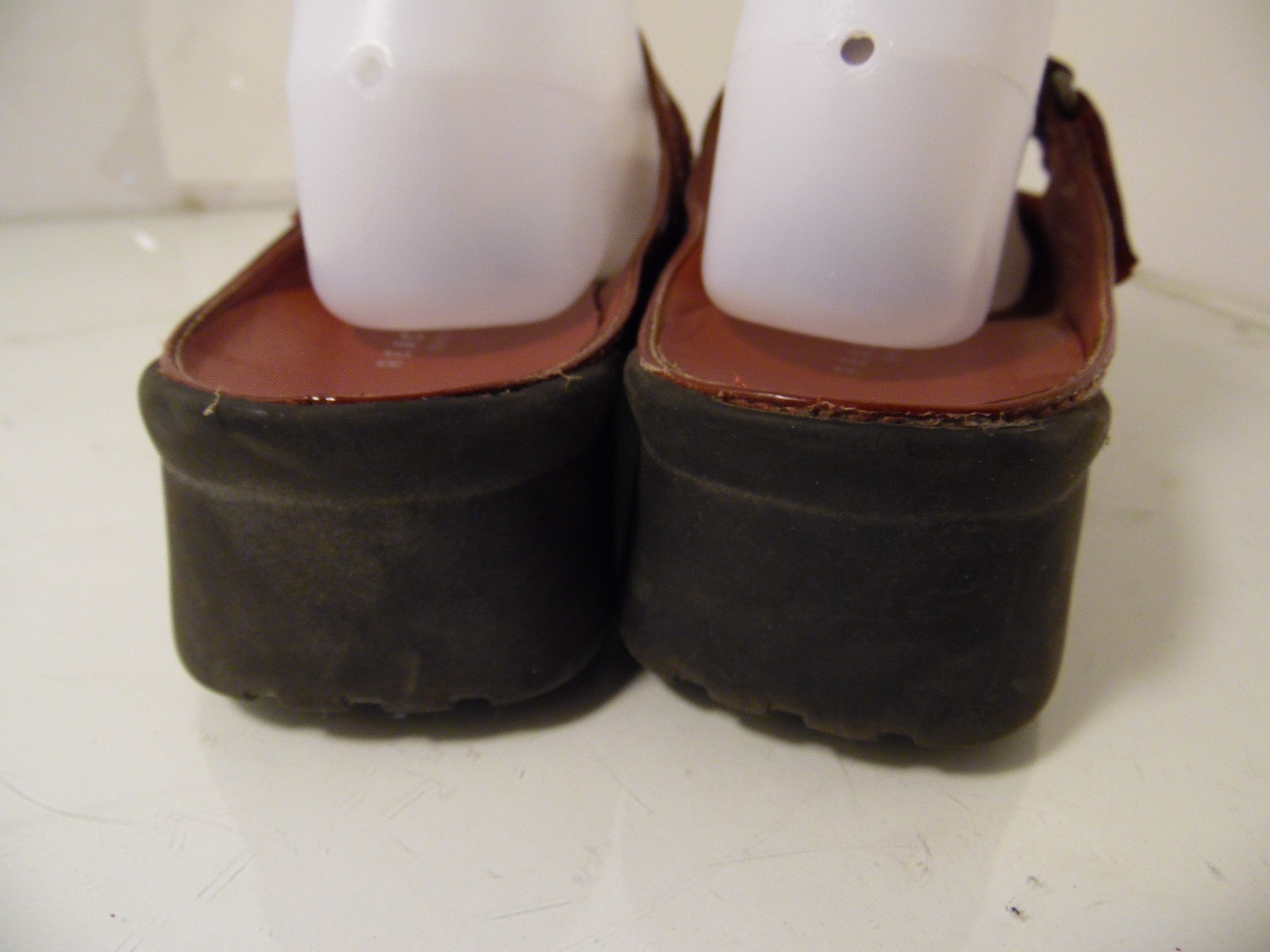 Reaction Kenneth Cole Patent Leather Clogs Strap Hook… - Gem