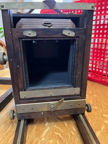 Crown (Graflex) view camera with 2X3 Graflok back and 127mm Ektar lens ...