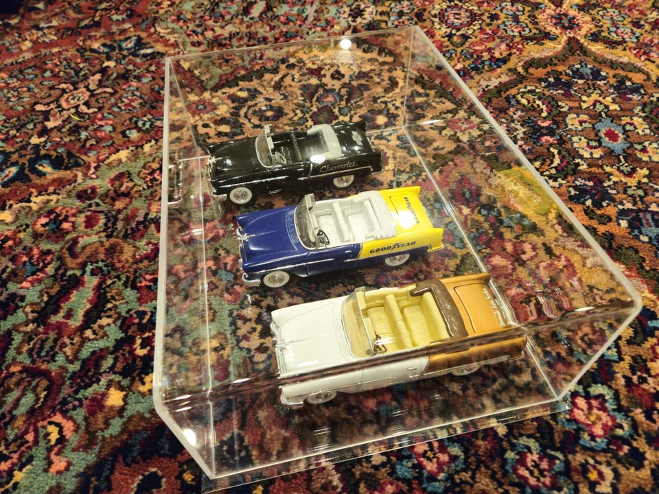 MODEL DISPLAY CASE 1:16 1:24 1:43 LUCITE COVER & BASE DANBURY MINT ...