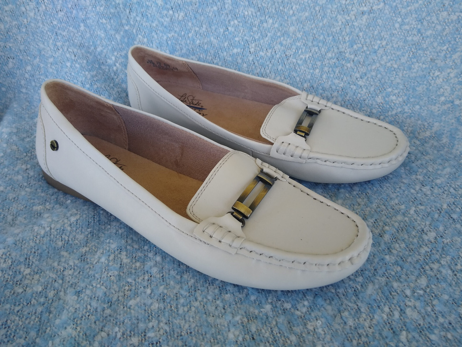 Lifestride Velocity Memory Foam Flats Size 9.5 White - Gem