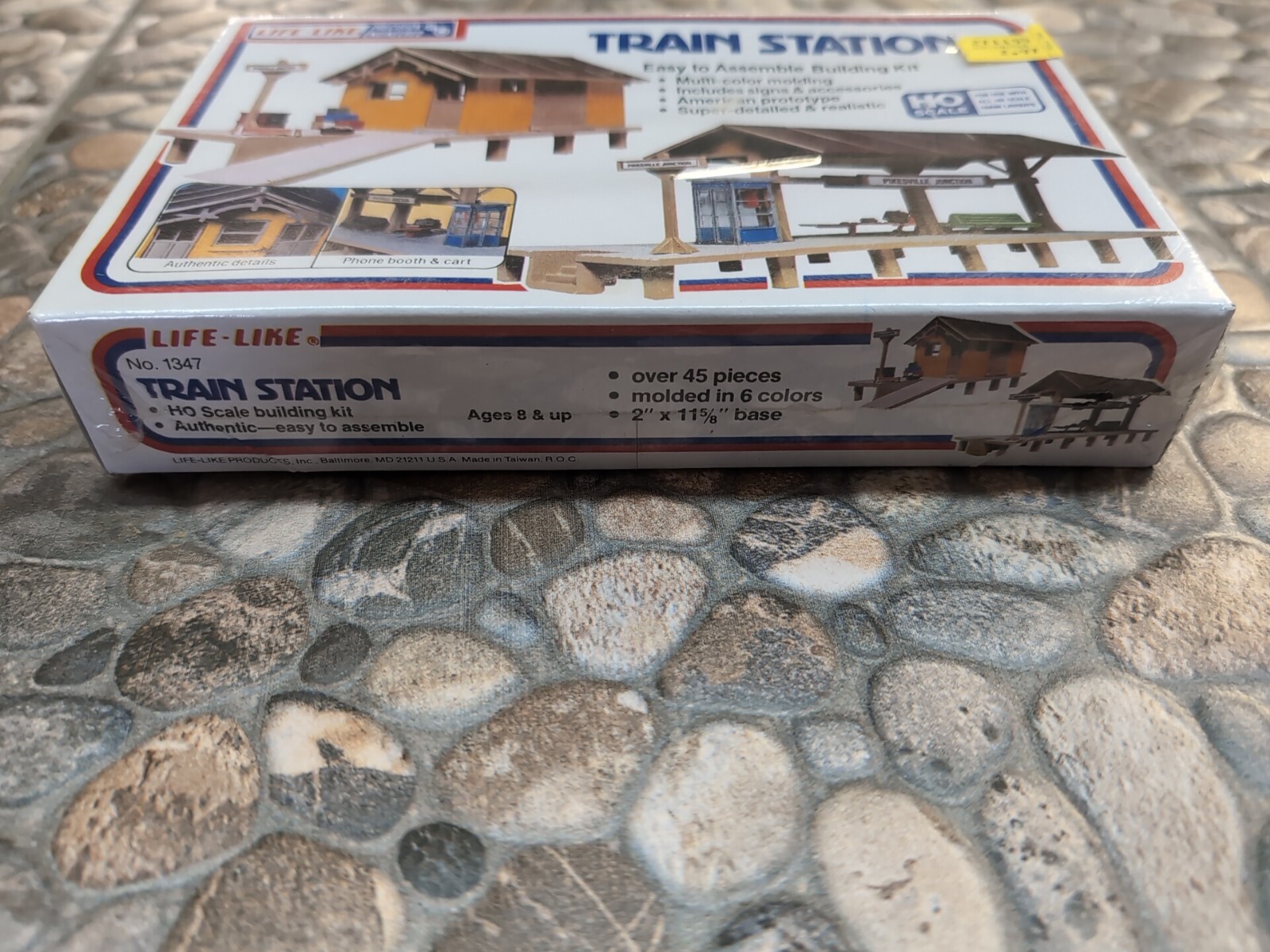 Vintage LIFE-LIKE TRAIN STATION HO Scale Model Building Kit No. 1347 ...