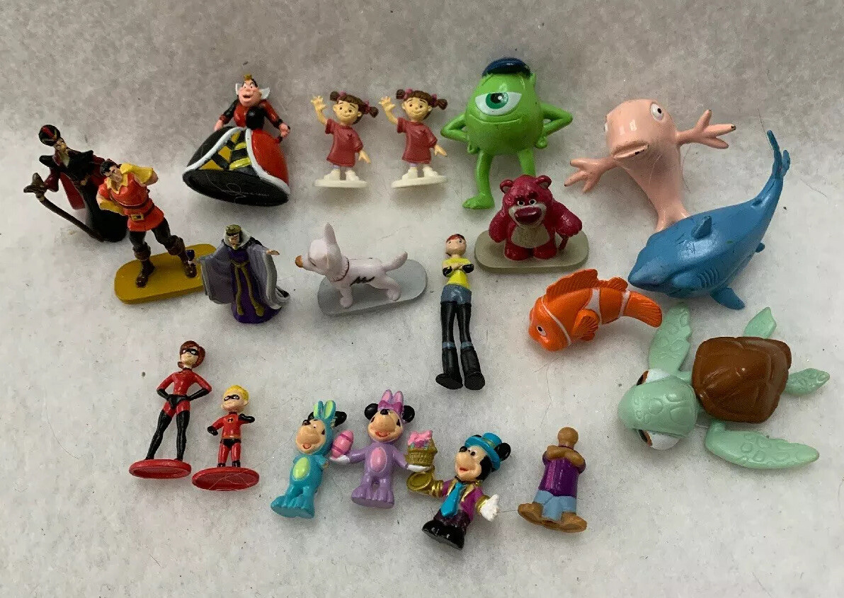 Disney Pixar 1”-2” figurs mickey boo mike nemo queen incredabls Lot | eBay