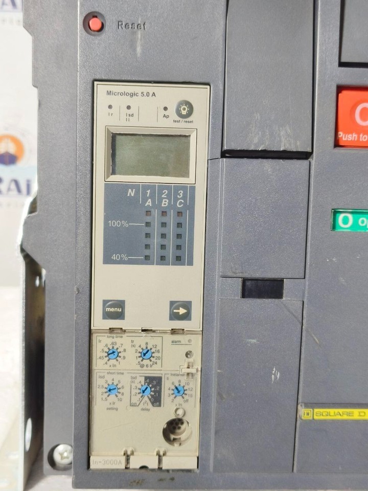 SQUARE D MASTERPACT NW30H 3POLE 3000A AIR CIRCUIT BREAKER | MICROLOGIC ...