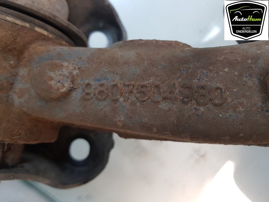 FUSEE ARRIERE DROITE STUB AXLE RIGHT REAR Citroën Jumpy 2020 1619266780 ...