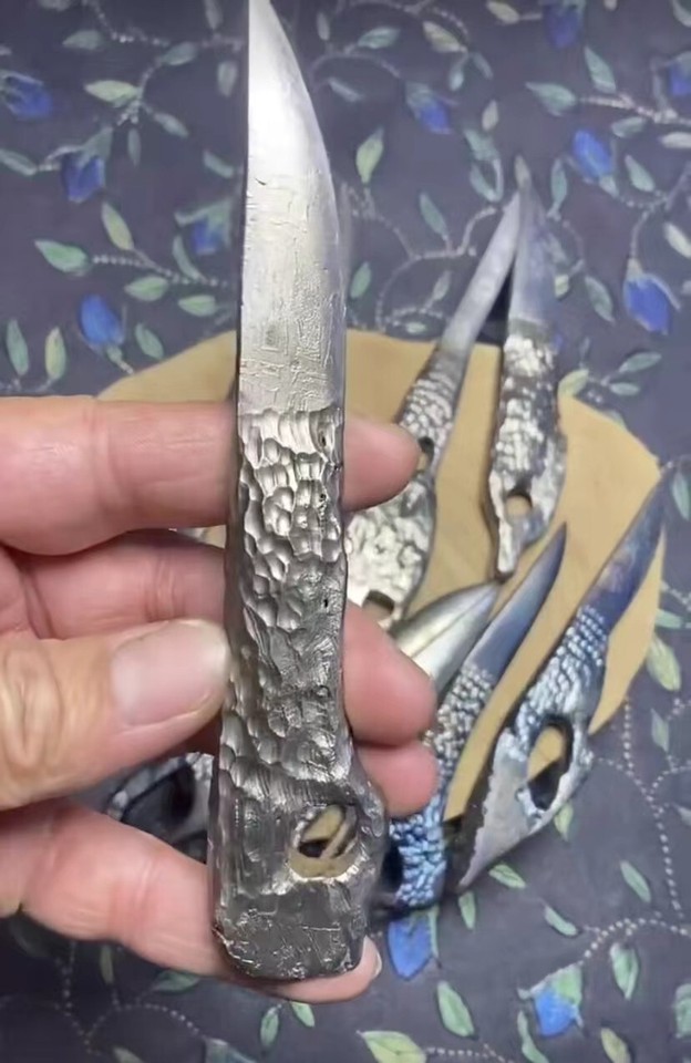 1pc Rare Meteorite Aletai iron Knife shape meteorites slice Small ...