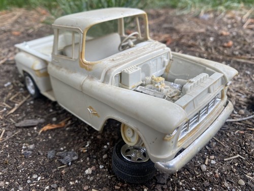 1957 Chevrolet Pickup Model Kit (Revell / AMT ?) JUNKYARD | eBay