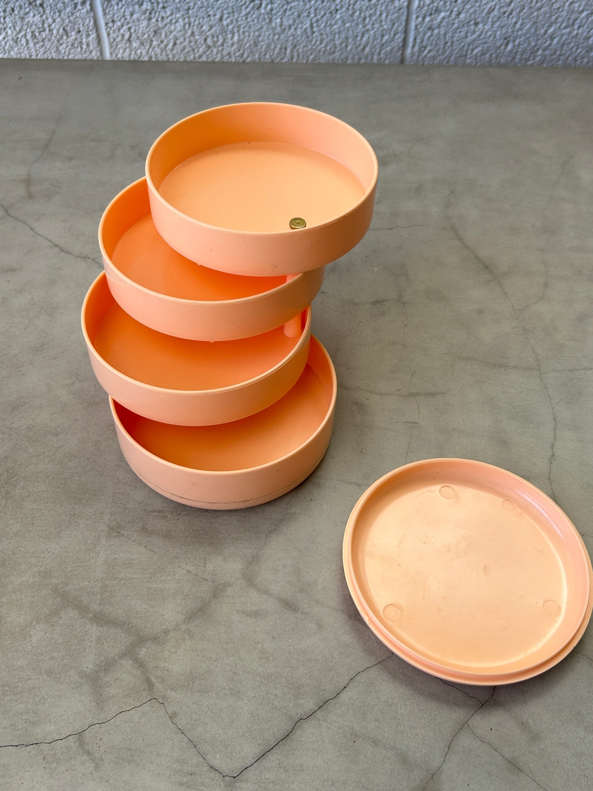 Vintage "Melon" InterDesign Swivel 4-Tiered Peach Color Organizer | eBay