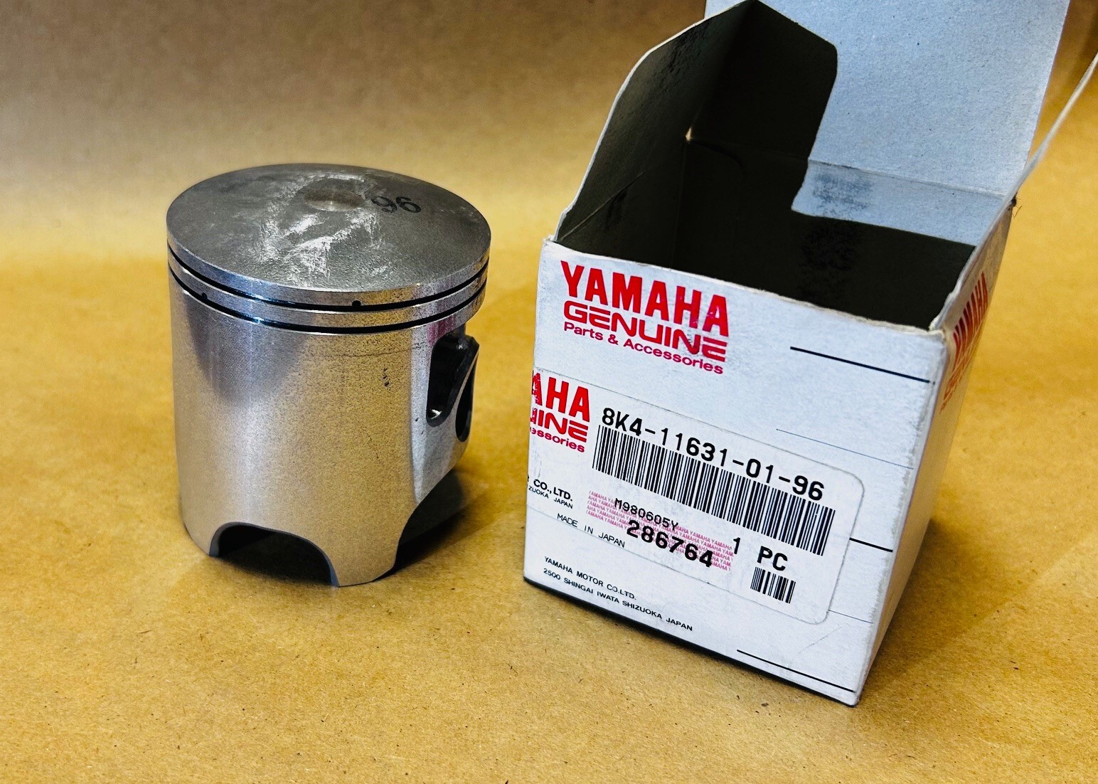 Yamaha 8K4-11631-01-96 OEM Piston SS440 NOS | eBay