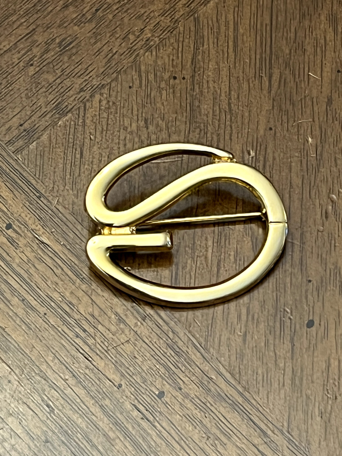 Vintage St. John Signature Emblem Logo Brooch Gold To… - Gem