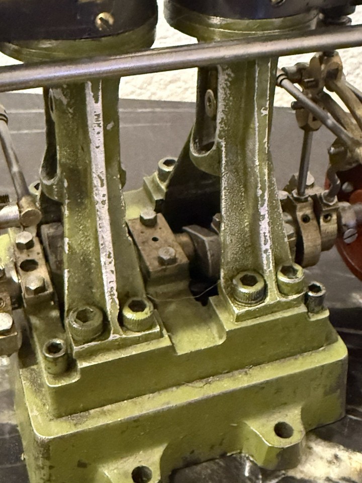 RARE STEAM ENGINE STUART WARNER MARINE Twin Double Vertical Engine D10 ...