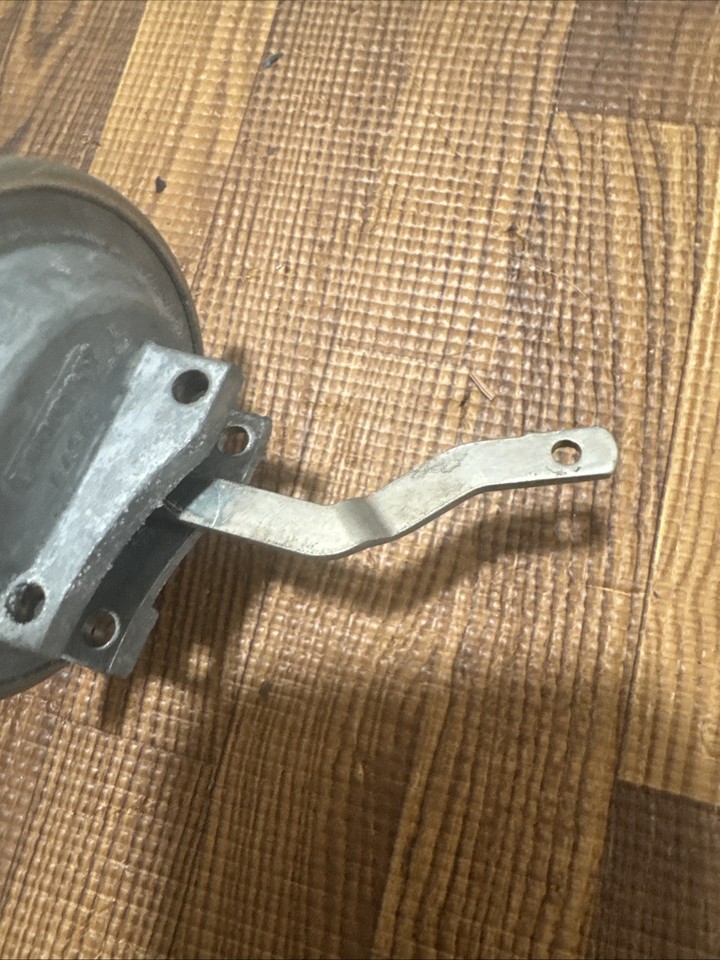 Ford Mustang V8 DISTRIBUTOR VACUUM ADVANCE MOTORCRAFT Early Thread In ...