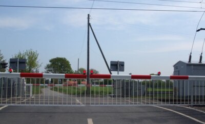 Photo 6x4 Balne Highgate Level Crossing c2009 | eBay UK