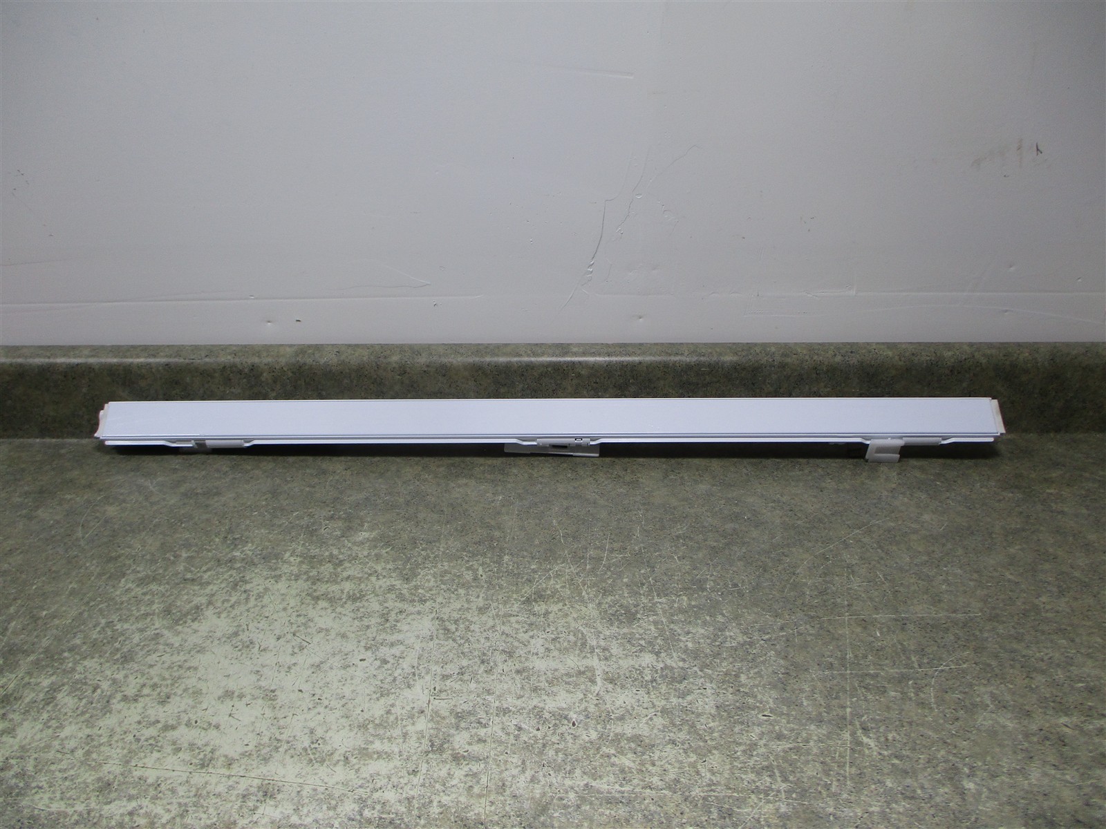 LG REFRIGERATOR FLIPPER WHITE/SCRATCHES PART # AGU75188619 | eBay