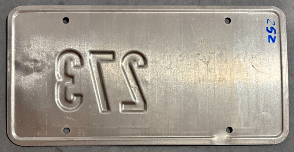 MONTANA, 76 BICENTENNIAL / U.S. ARMY RESERVE, Vanity License Plate # AR ...