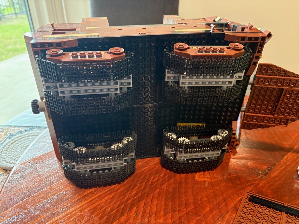 Lego STAR WARS Sandcrawler 10144- Incomplete Set-Inc Instructions-No ...