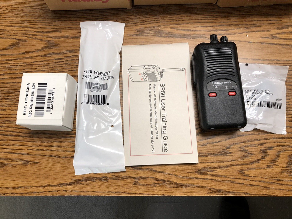 Motorola Radius SP50 P94YQS20A2AA Two-Way Radio with Accessories | eBay