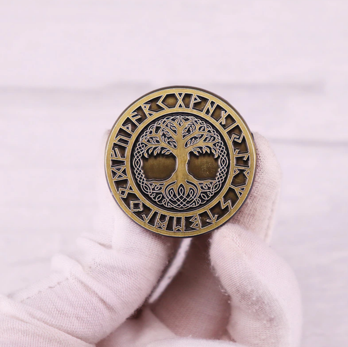 Yggdrasil Emblem Yggdrasil | Leinwanddruck | 60 X 60 CM – Odinslaw