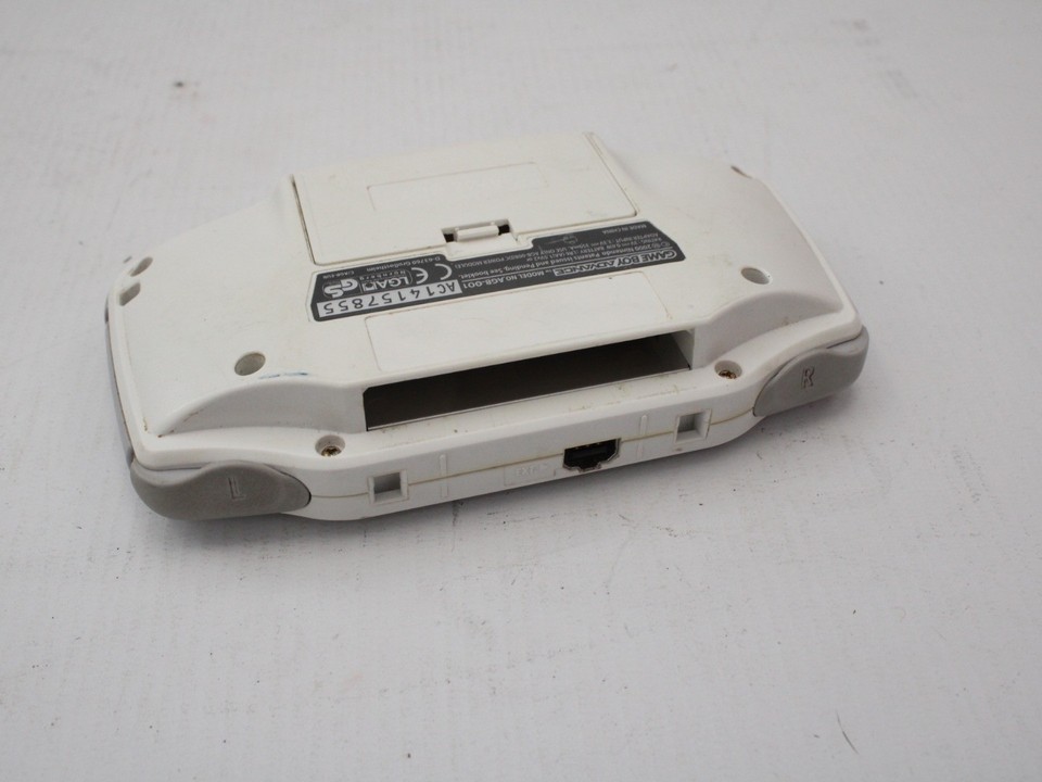 NINTENDO Gameboy Advance Handheld Game Console Bundle w/ 5 Games - Y03 ...