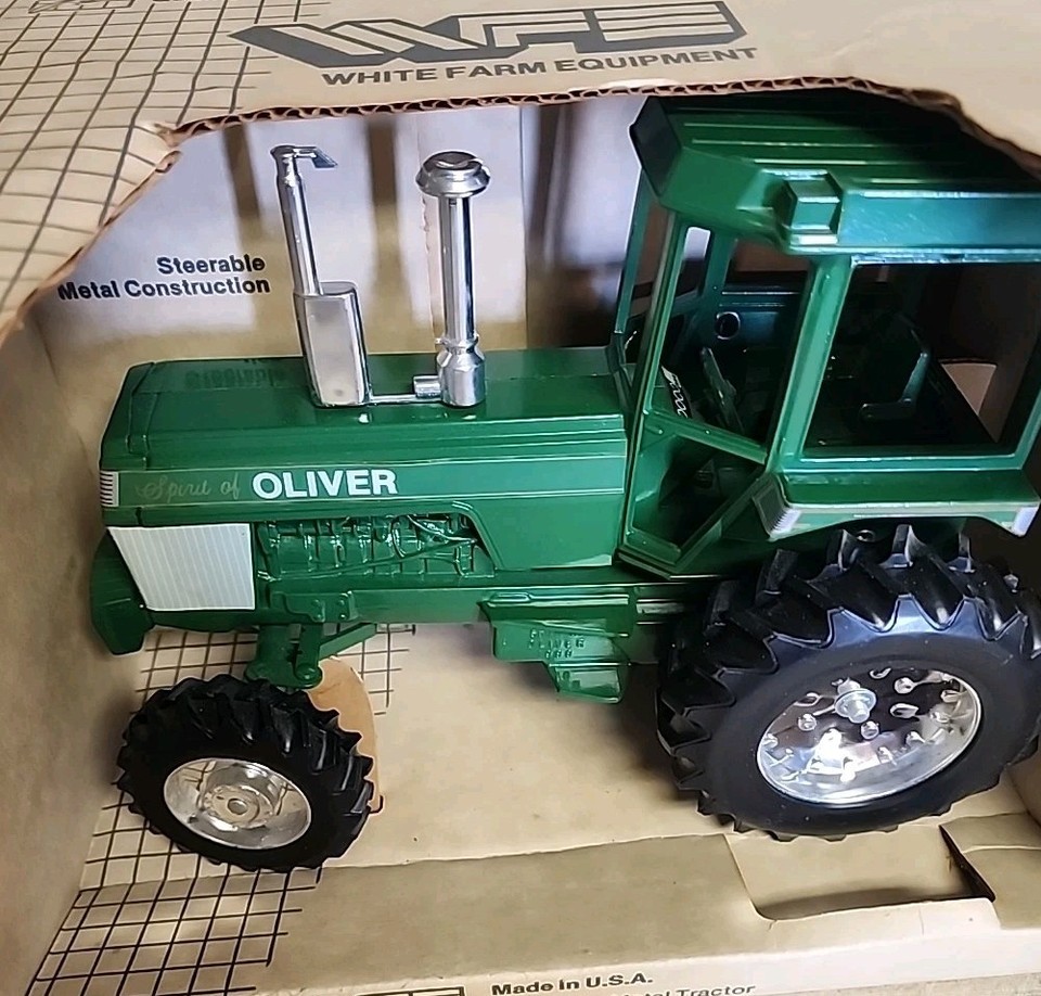 Spirit Of Oliver 1/16 Scale 1988 Metal Tractor In Original Box White ...