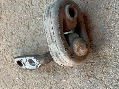 Audi A5 A4 Auspuff Abgasanlage Halter Gummi 8K0253144A original | eBay