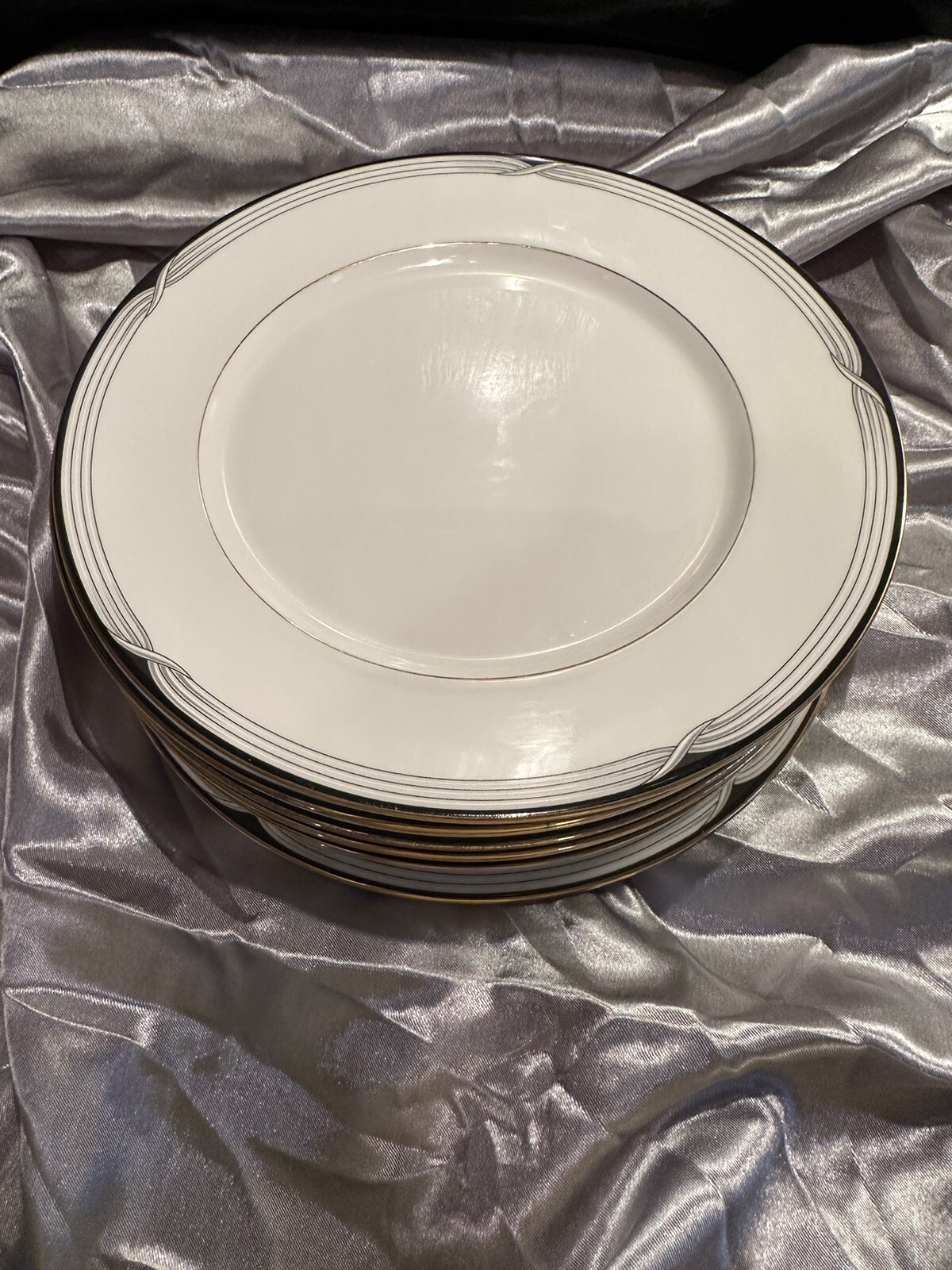 8 X Lenox Erica Dinner Plate 10 7/8" 910 Bone China white black gold ...