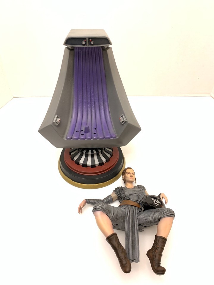 3D printed Rey Skywalker on Throne. Printed, Assembled and Painted | eBay