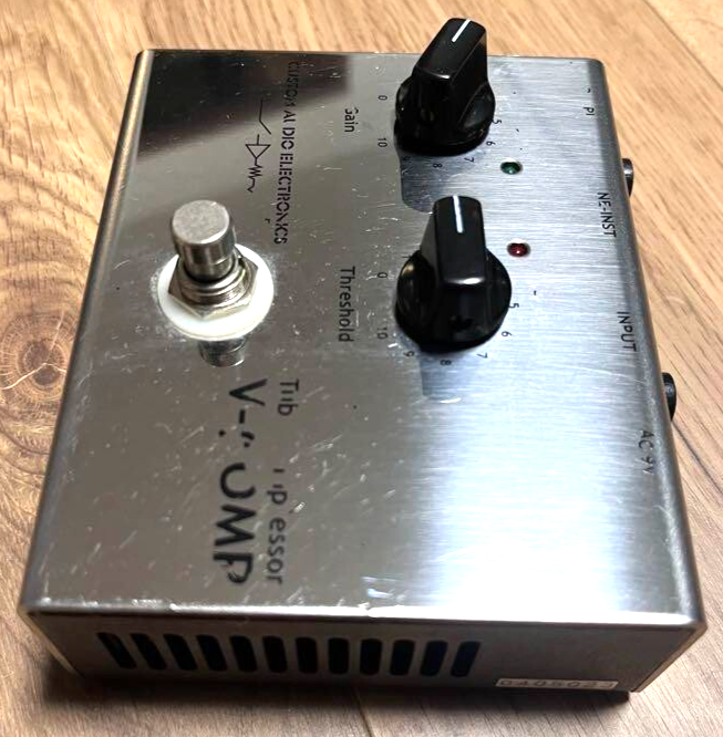 CUSTOM AUDIO ELECTRONICS V-Comp Tube Compressor Guitar Effect Pedal ...