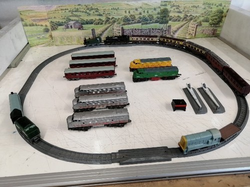 Vintage Toys - Lone Star Metal Trains /16in Railway Track / Miniature ...