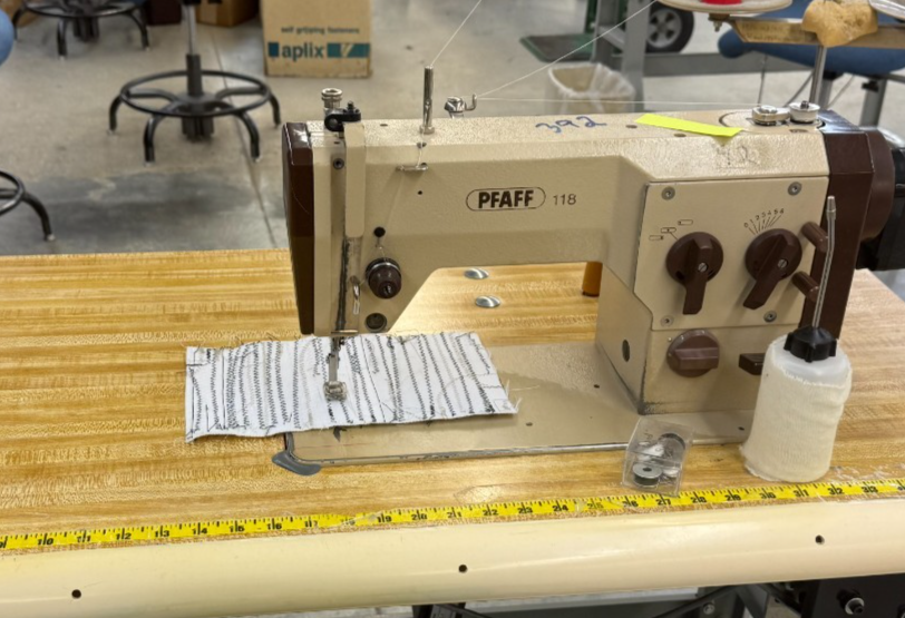 PFAFF 118 INDUSTRIAL ZIG ZAG STITCH - LOCKSTITCH (HONEY COLOR) | eBay