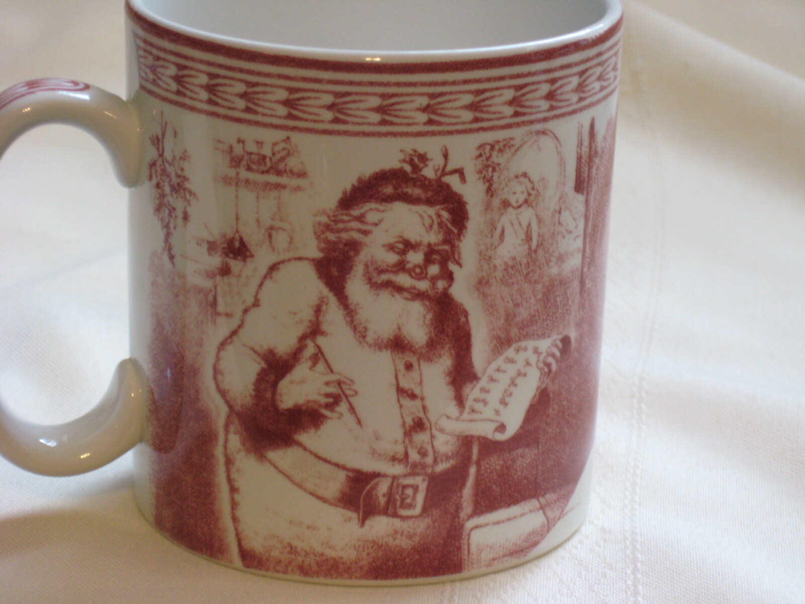 Spode Saint Nick Santa Williams Sonoma Set of 4 Red Christmas Mugs ...